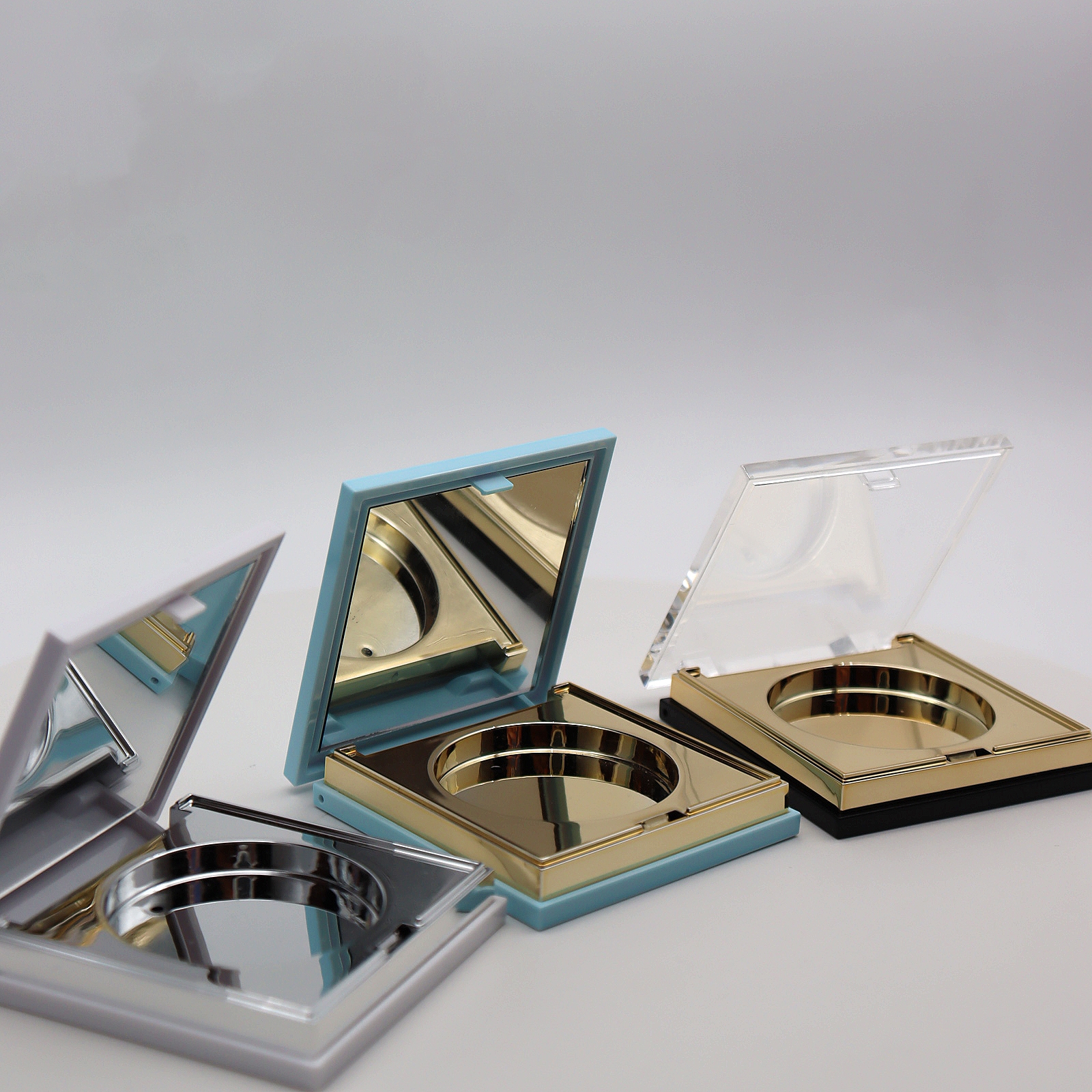 Empty Eyeshadow Makeup Palettes Packaging With Mirror - cosmopacks